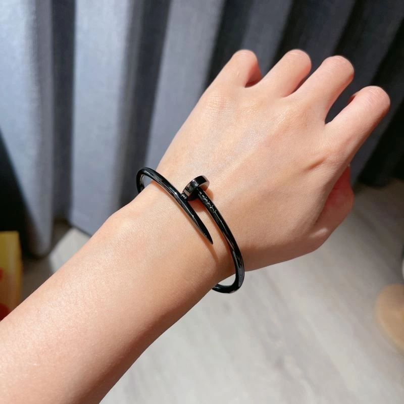 Official Cartier Bracelets