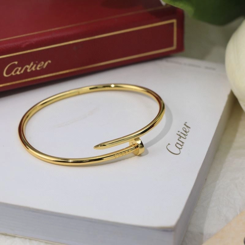1:1 copy Cartier Bracelets