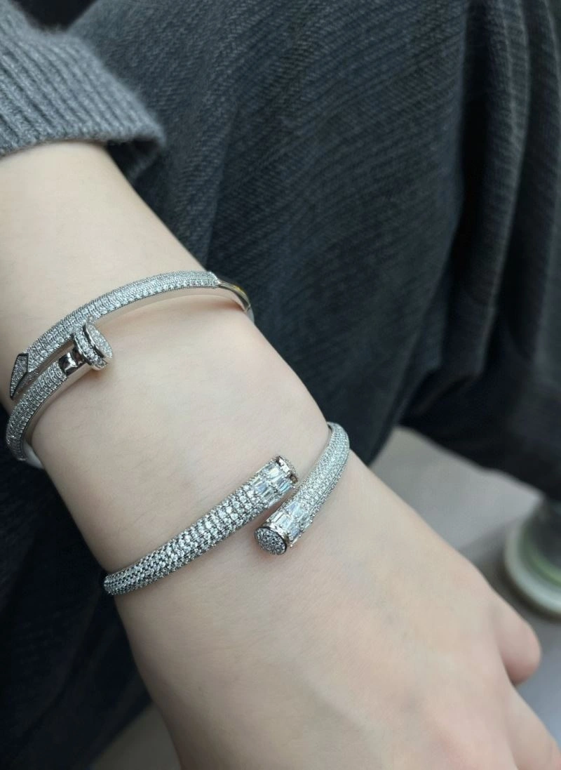 Inexpensive Cartier Bracelets