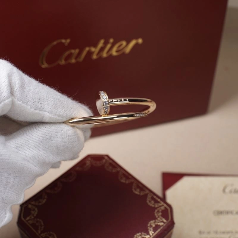 Discounted Cartier Bracelets