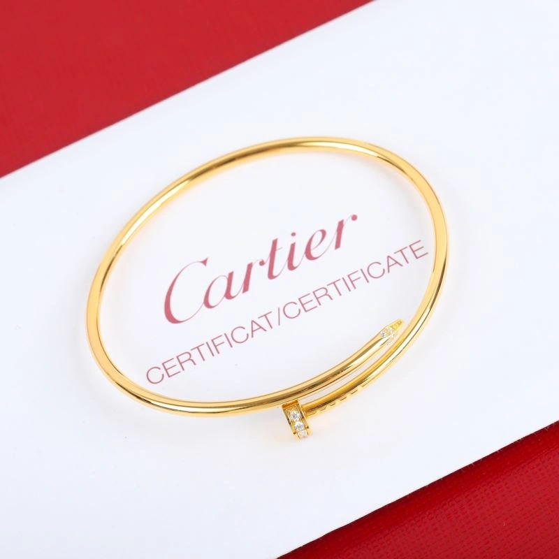 Top match Cartier Bracelets