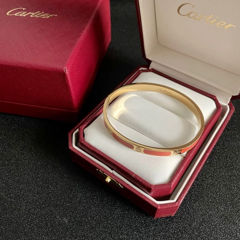 Discounted Cartier Bracelets