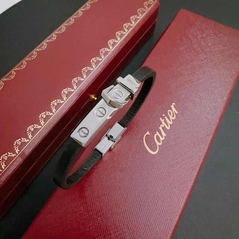 Low-cost Cartier Bracelets