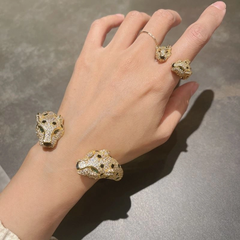 Discounted Cartier Bracelets