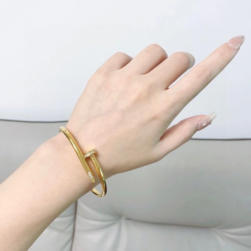Official Cartier Bracelets