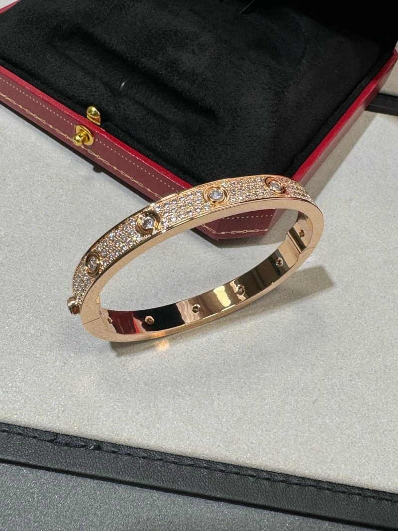 Cut-rate Cartier Bracelets