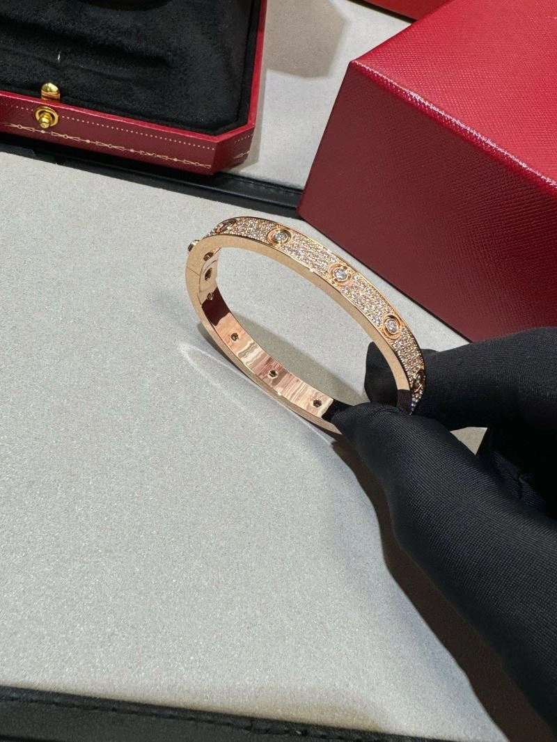 Cut-rate Cartier Bracelets