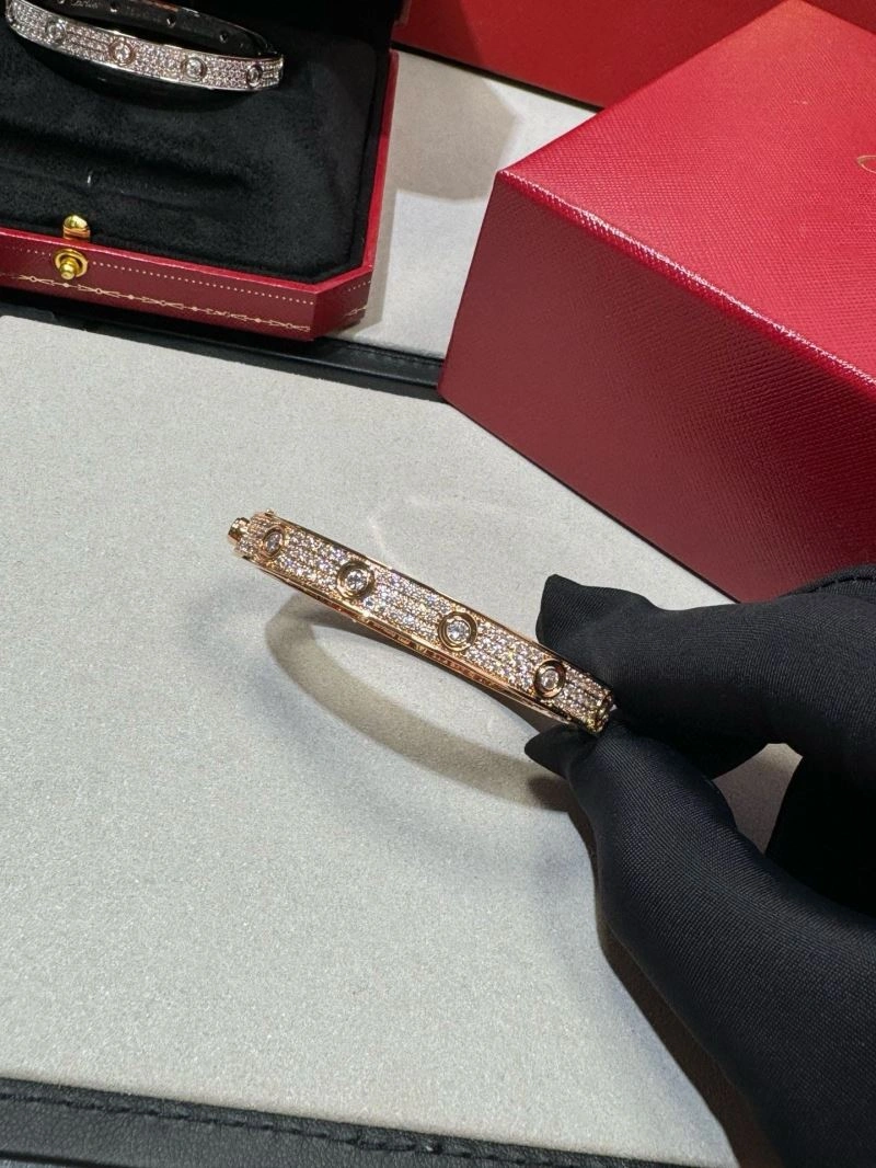 Cut-rate Cartier Bracelets