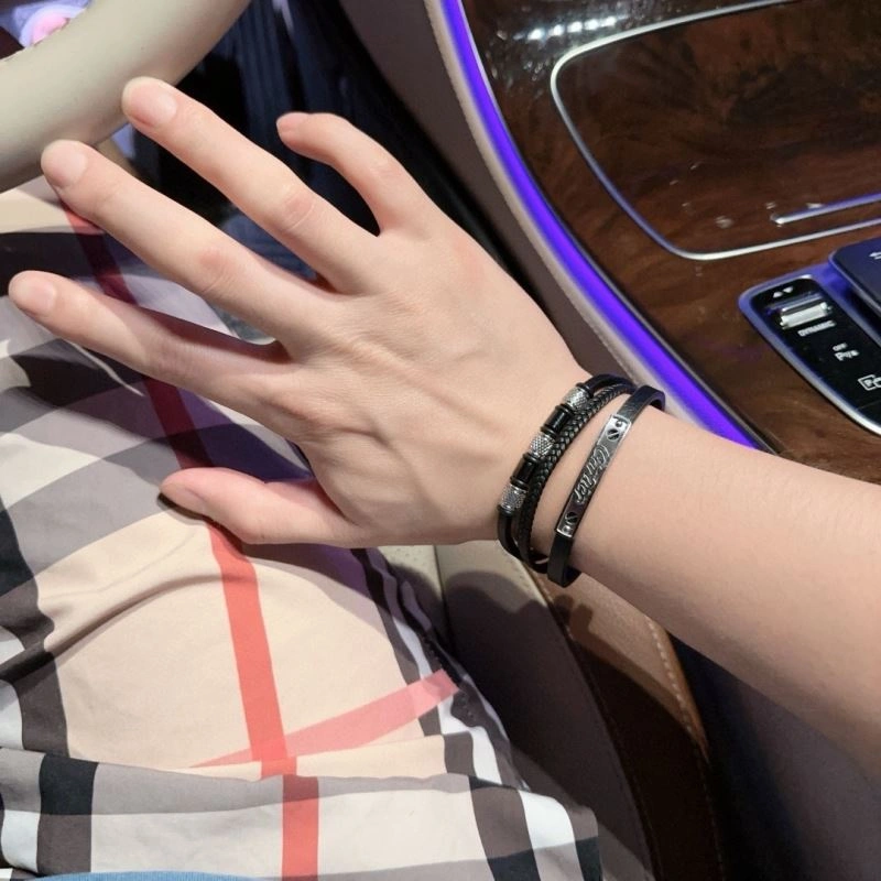 Cut-rate Cartier Bracelets