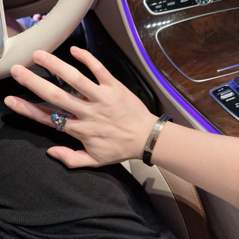 Bargain Cartier Bracelets
