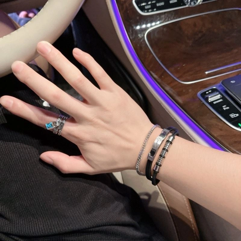 Exact replica Cartier Bracelets