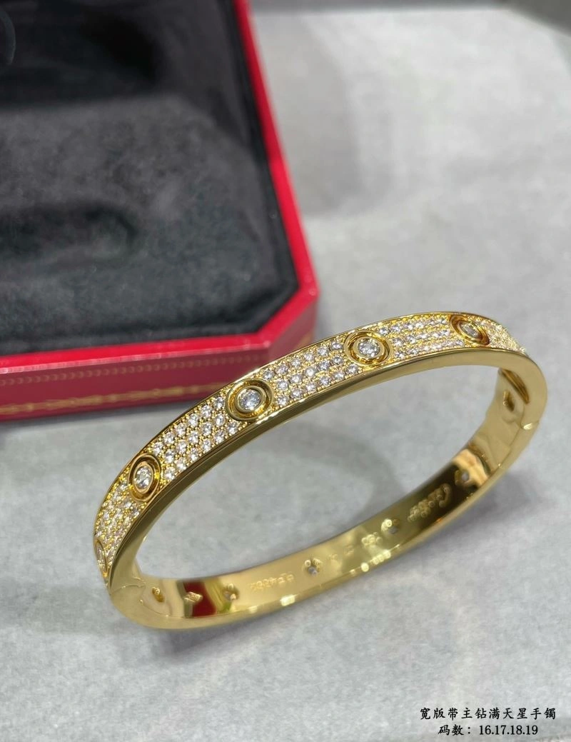Low-cost Cartier Bracelets
