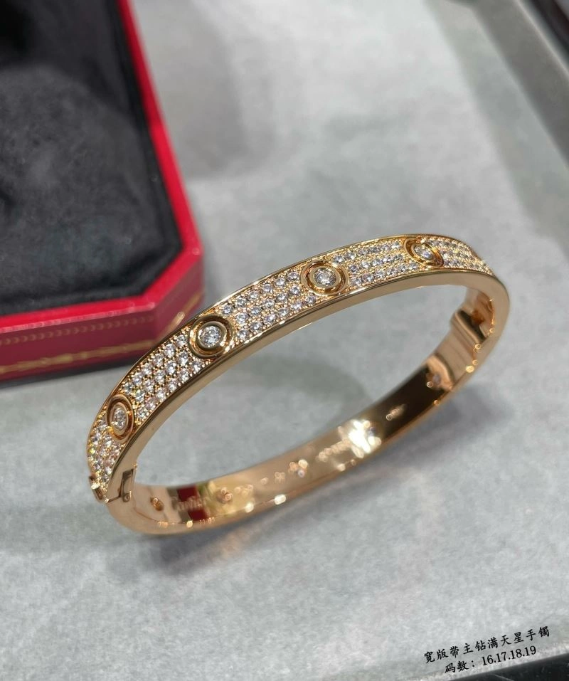 Low-cost Cartier Bracelets