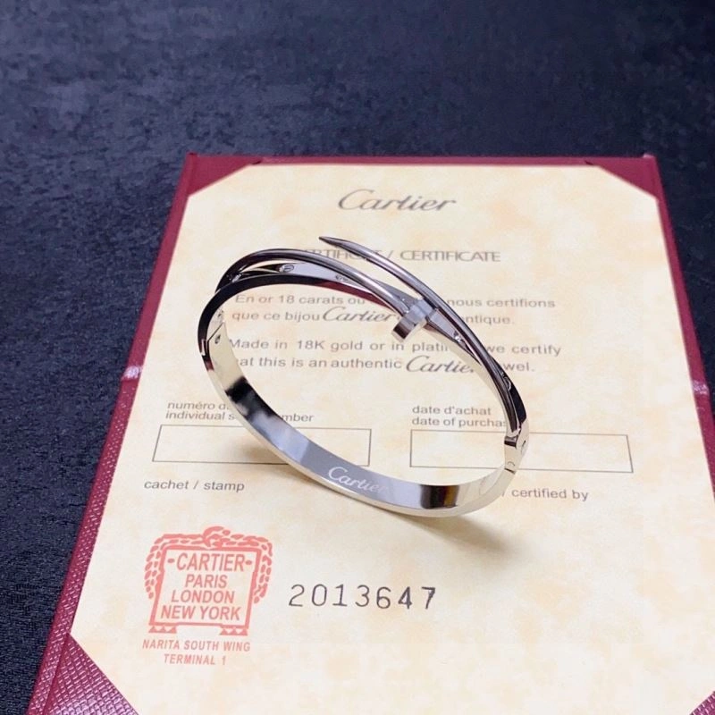 1:1 copy Cartier Bracelets
