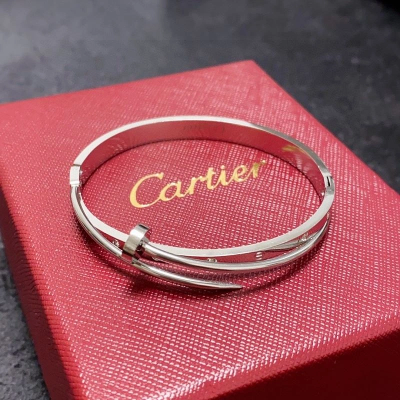 1:1 copy Cartier Bracelets
