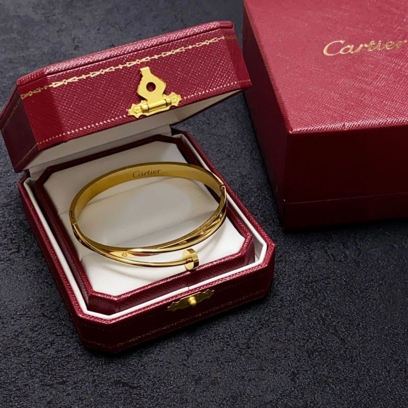 Perfect replica Cartier Bracelets