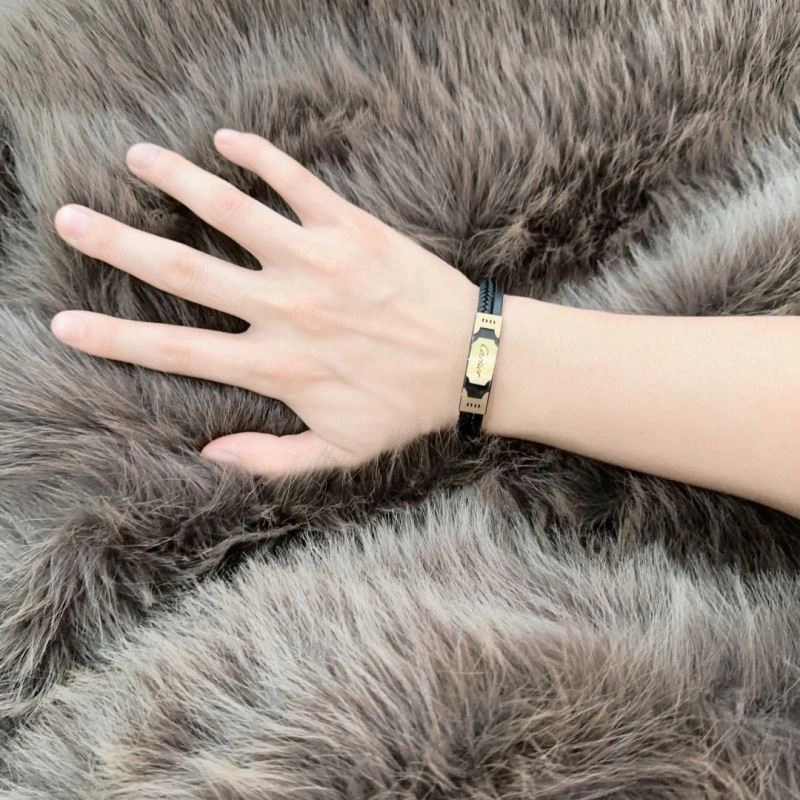 Exact replica Cartier Bracelets