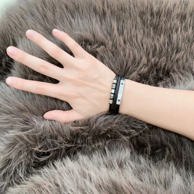 Official Cartier Bracelets