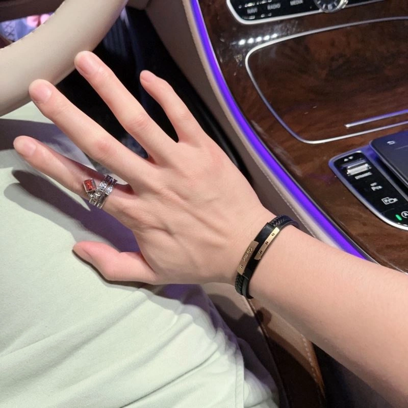 Economical Cartier Bracelets