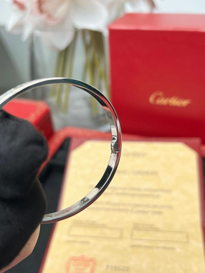 Official Cartier Bracelets