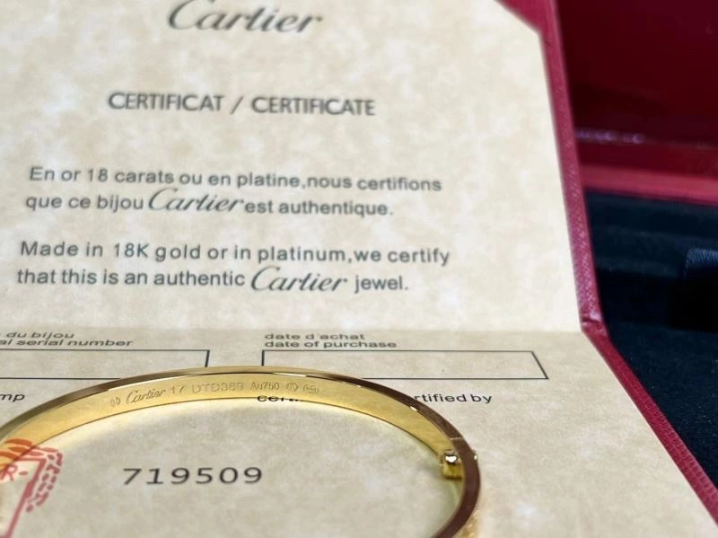 Official Cartier Bracelets