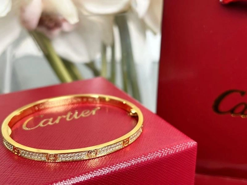 Official Cartier Bracelets