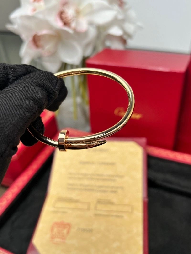 High accuracy Cartier Bracelets