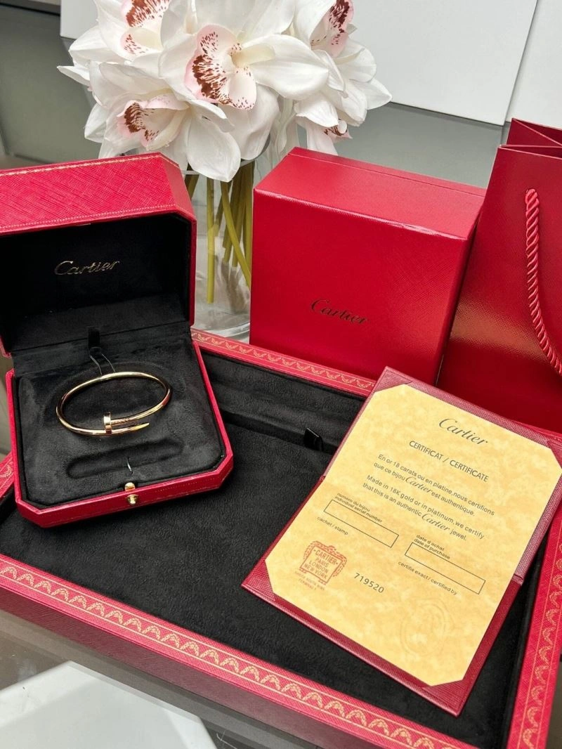 High accuracy Cartier Bracelets