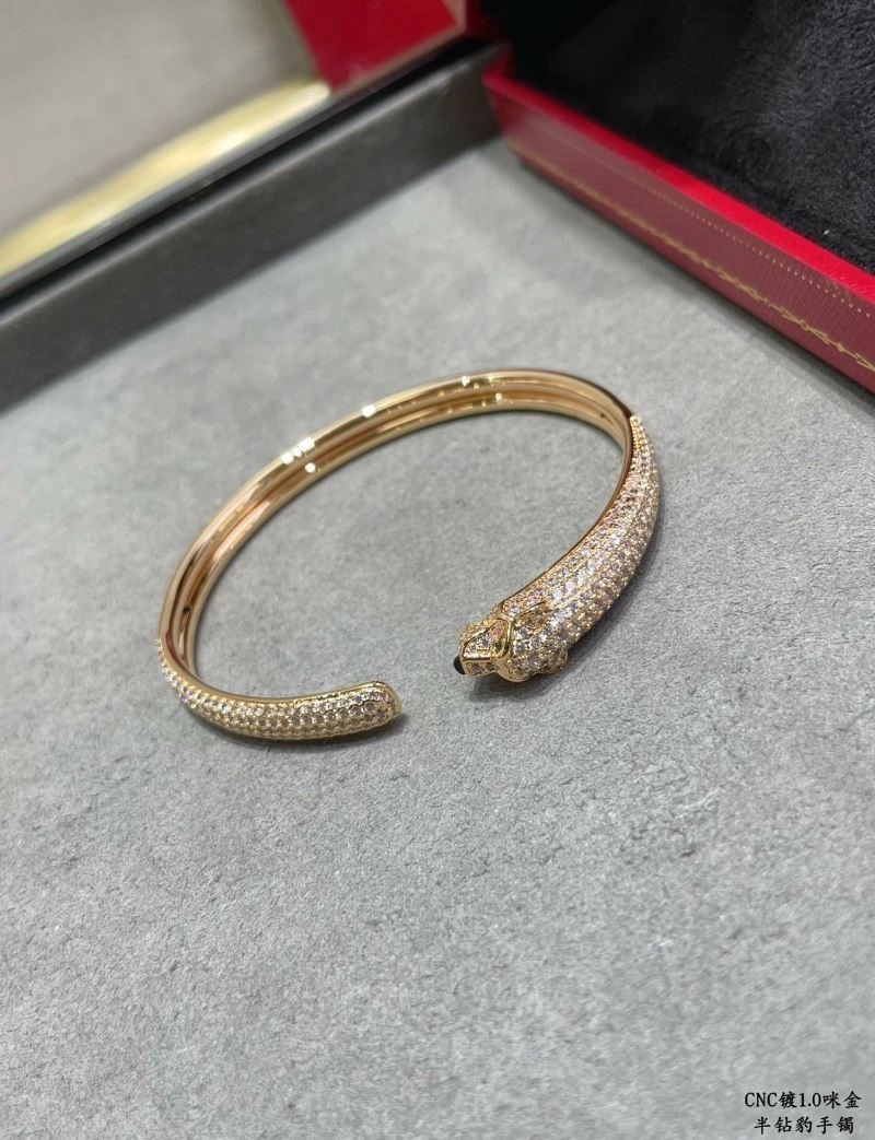 Accurate model Cartier Bracelets