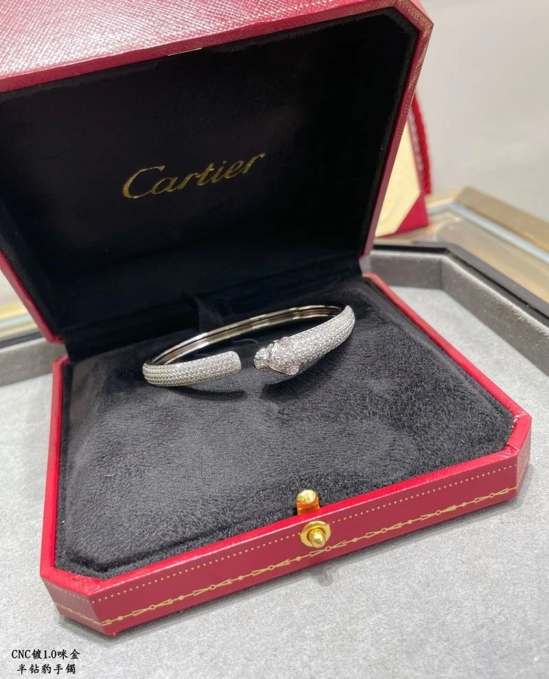 Accurate model Cartier Bracelets