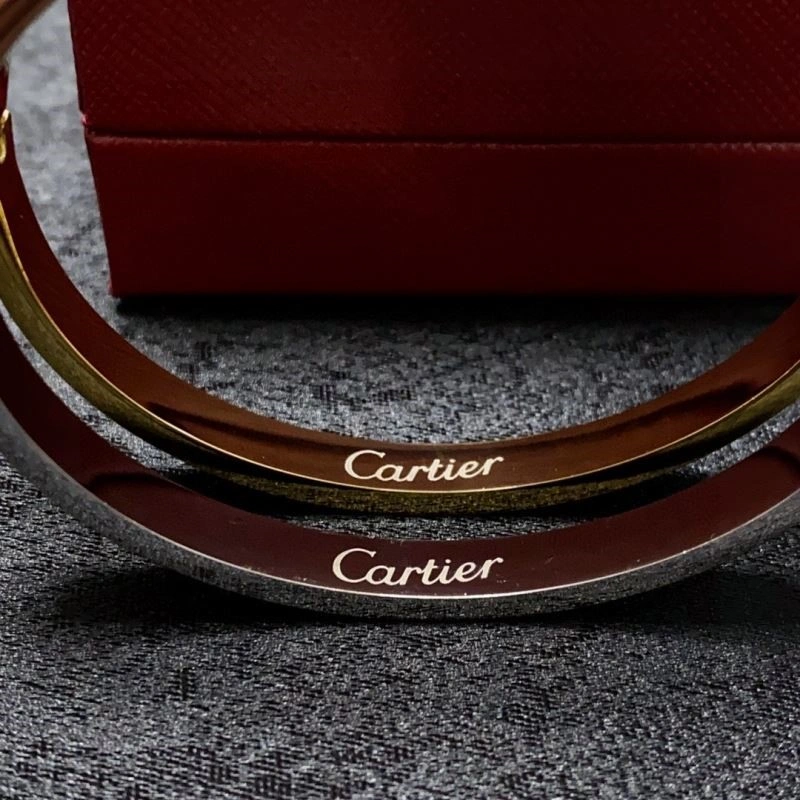 Cut-rate Cartier Bracelets