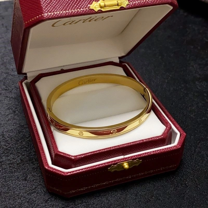 Cut-rate Cartier Bracelets