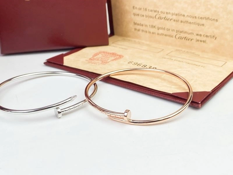 Exact replica Cartier Bracelets