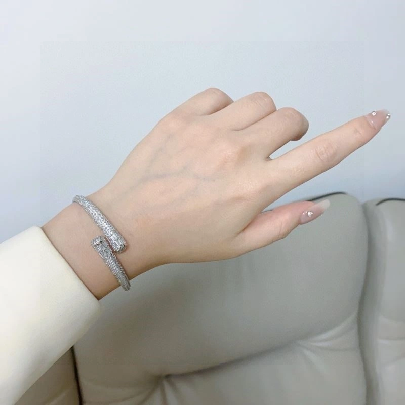 Precise copy Cartier Bracelets
