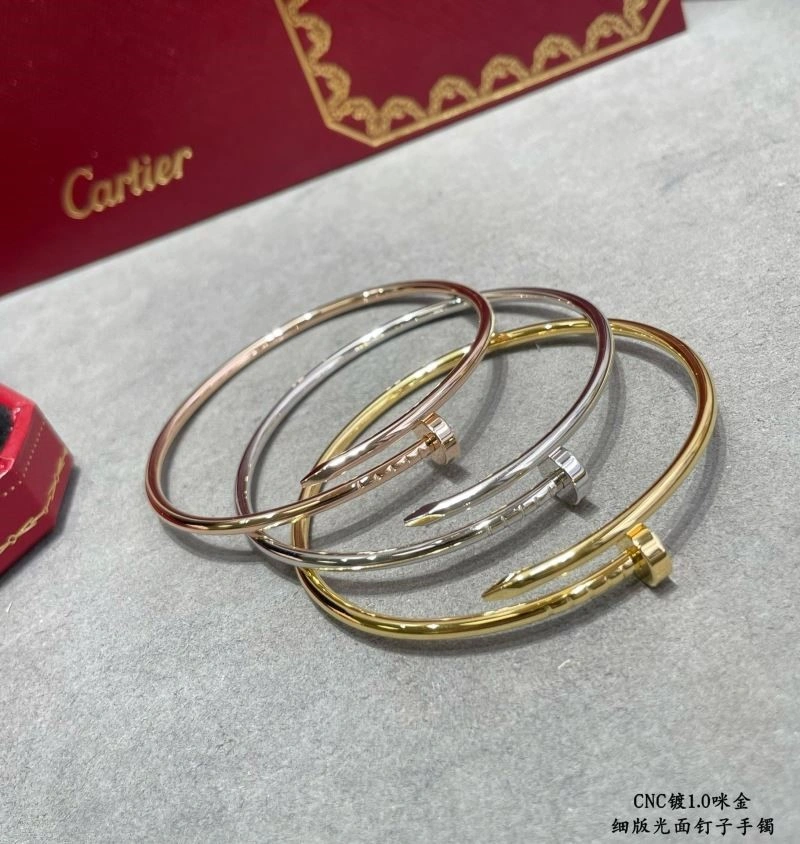 Top match Cartier Bracelets