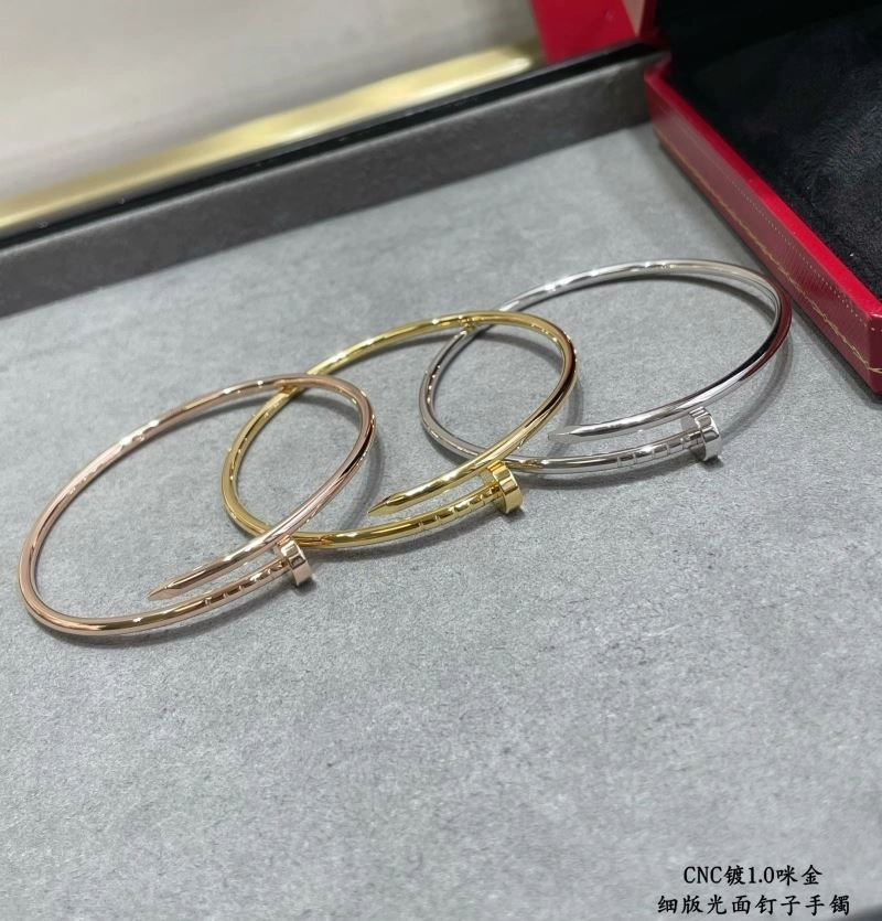 Top match Cartier Bracelets