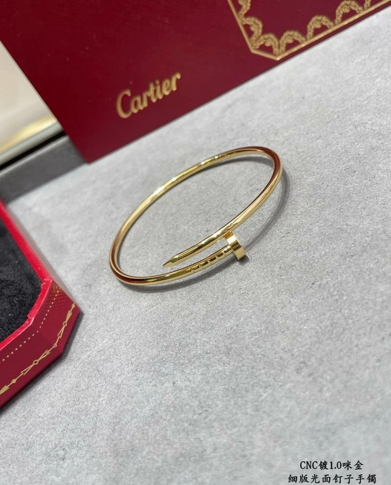 Top match Cartier Bracelets
