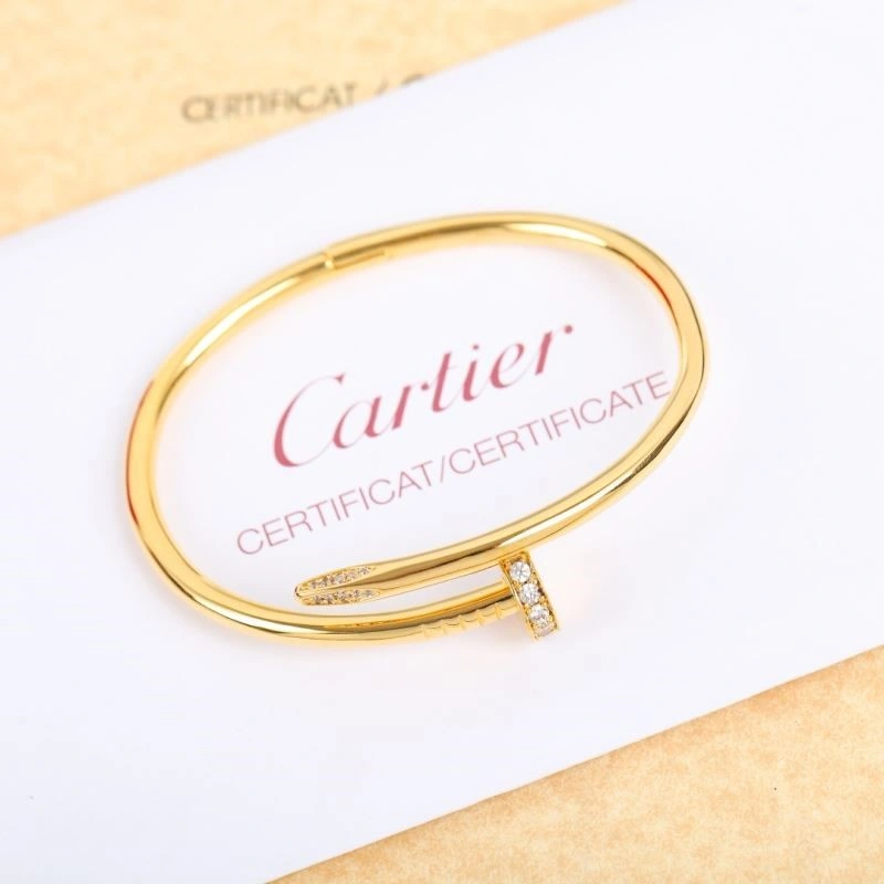 Low-cost Cartier Bracelets