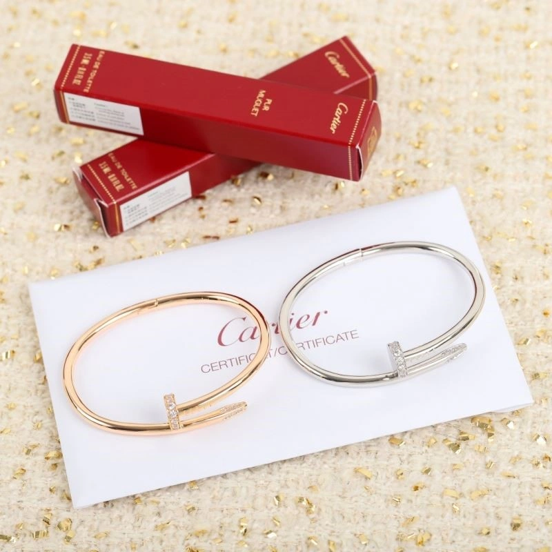 High accuracy Cartier Bracelets