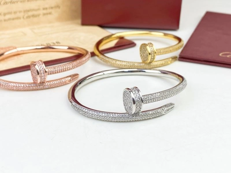 1:1 copy Cartier Bracelets