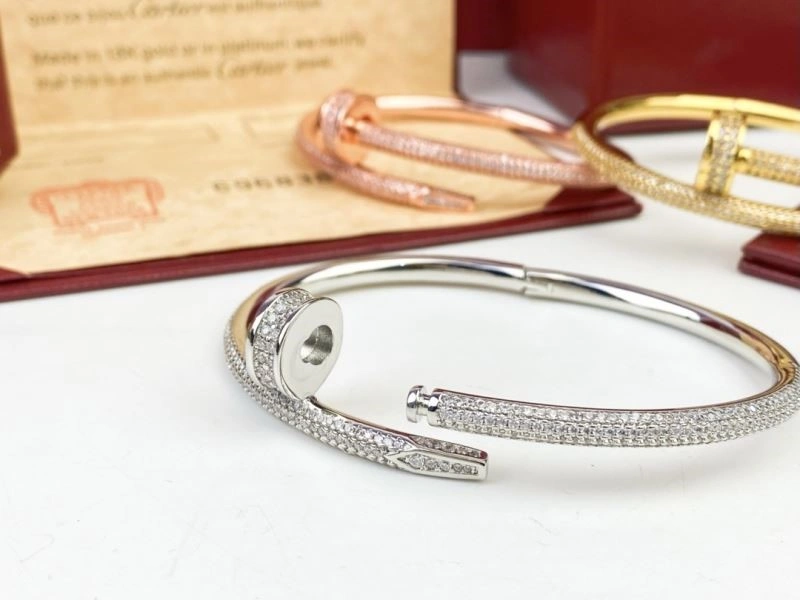 1:1 copy Cartier Bracelets