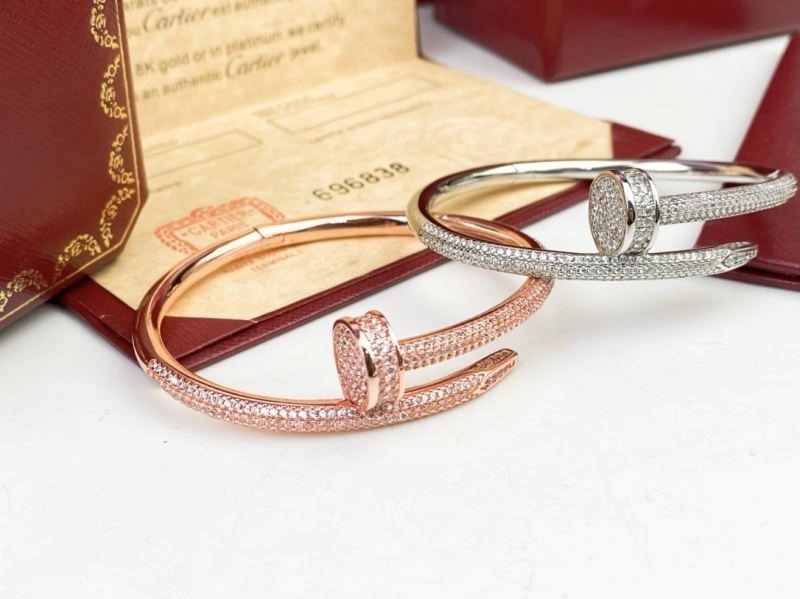 1:1 copy Cartier Bracelets