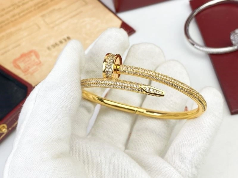 1:1 copy Cartier Bracelets