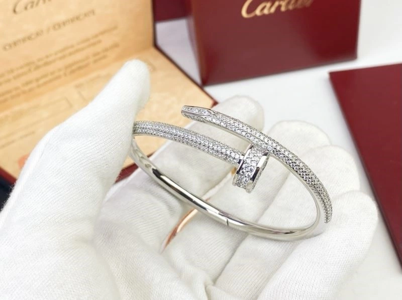 1:1 copy Cartier Bracelets