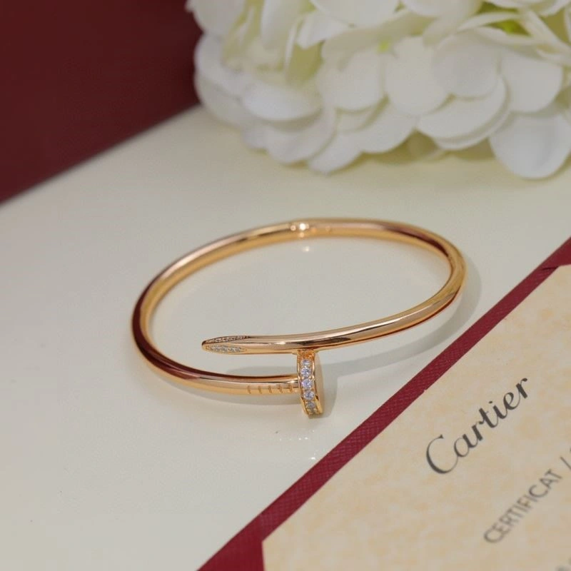 Accurate model Cartier Bracelets