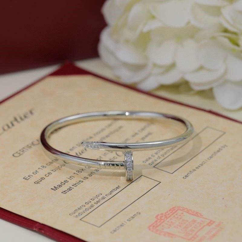 Accurate model Cartier Bracelets