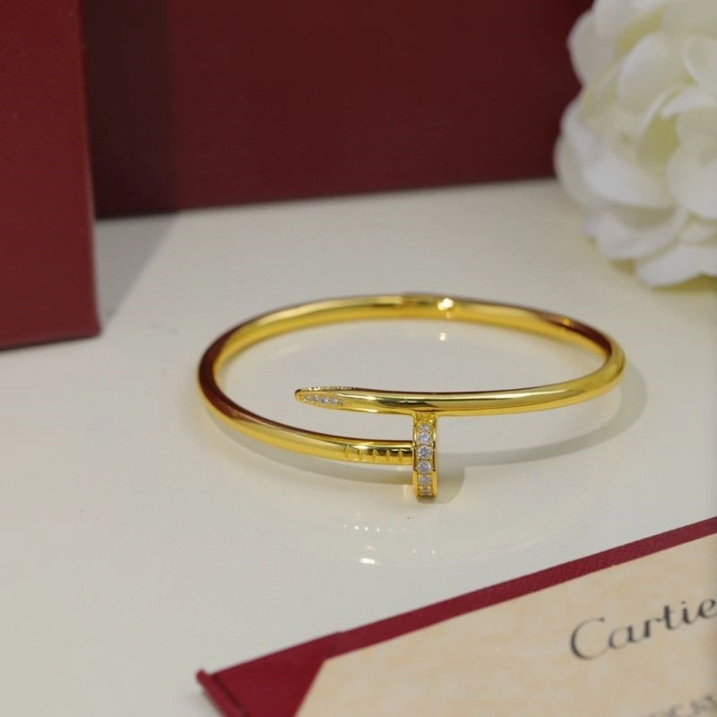 Accurate model Cartier Bracelets