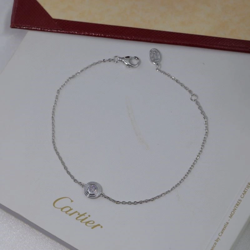 Low-cost Cartier Bracelets