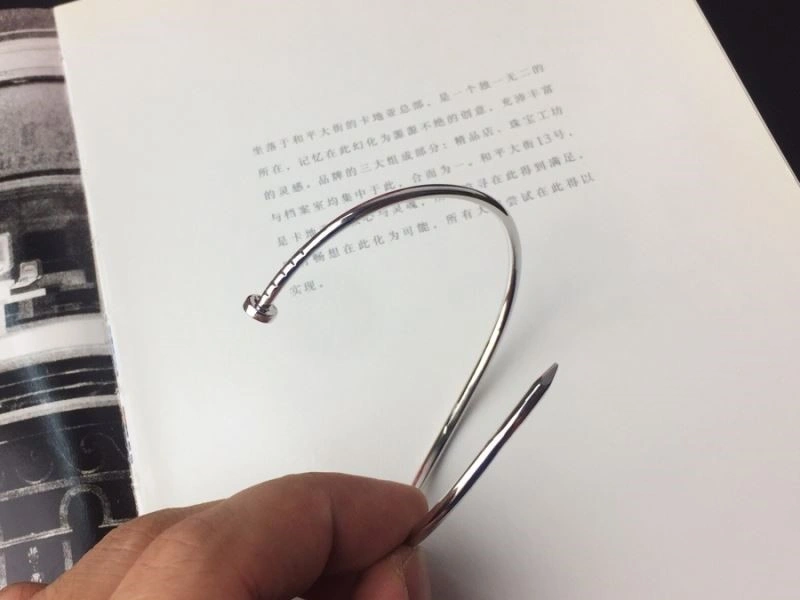 Accurate model Cartier Bracelets