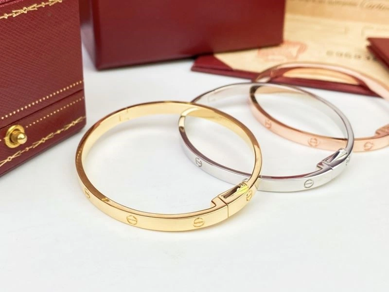 Perfect replica Cartier Bracelets